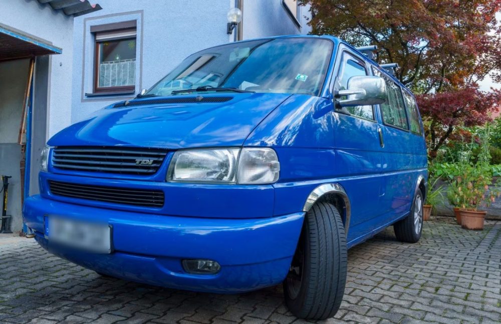 2000 VW T4 Multivan 2.5 TDI Syncro 5 Speed, Blue – Cascade German Parts